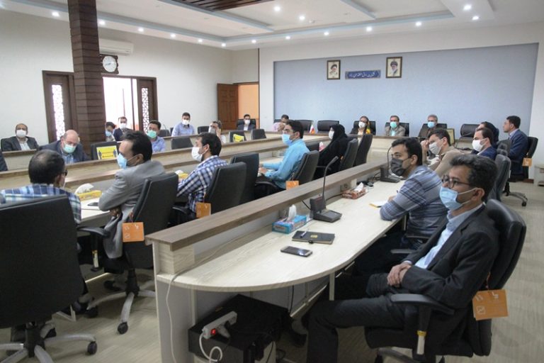 کارگاه آموزشی راهکار‌های افزایش بهره وری در صنعت فولاد برگزار شد ...